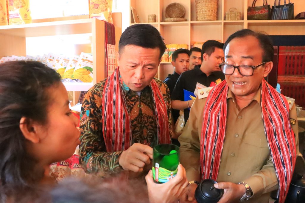 Galeri UMKM Desa Wisata Hariara Pohan Diresmikan, Dorong Pertumbuhan ...